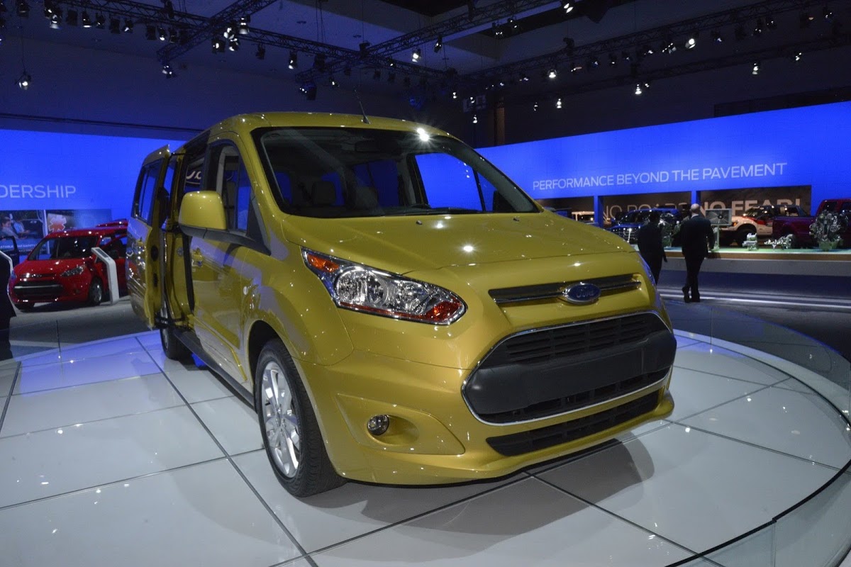 Ford's Spacious 2014 Transit Connect Wagon Shows its Goods in LA ...