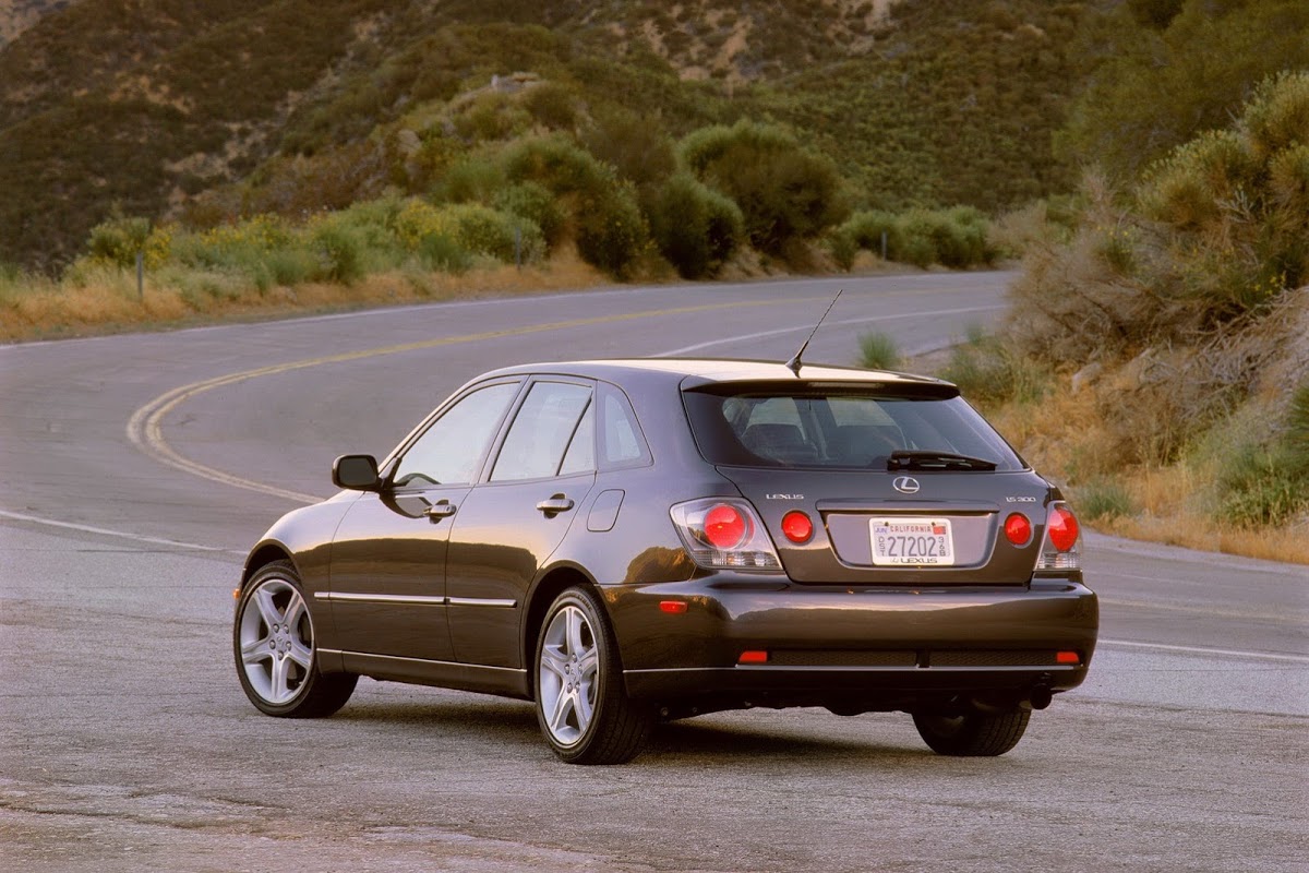 Lexus Hints at Bringing Back the Sport Cross for the New 2014 IS Series ...