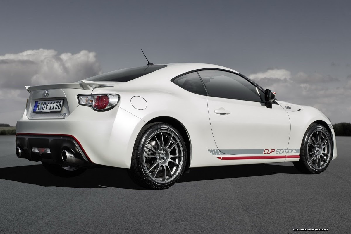 New Toyota GT86 Cup Edition gets Racing Stripes, Alcantara Interior and ...