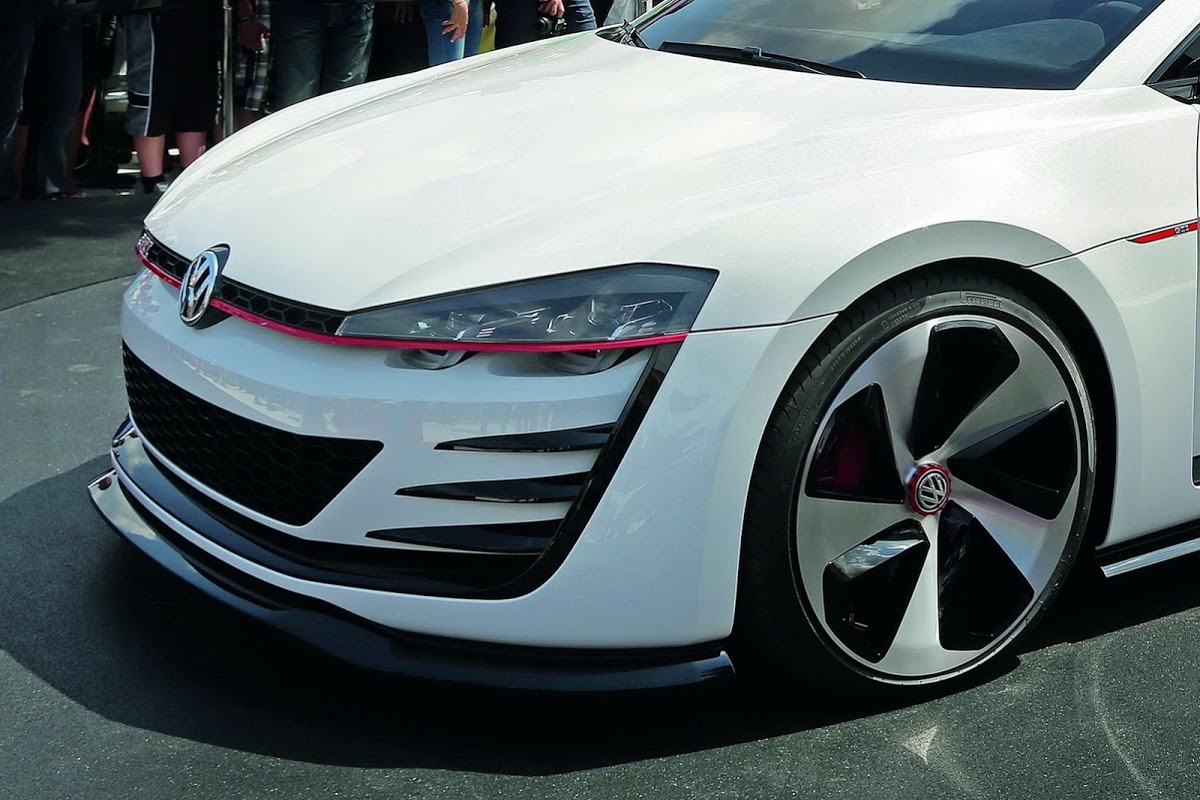 First Photos of VW's Design Vision GTI Concept, the Golf we'd All Want ...