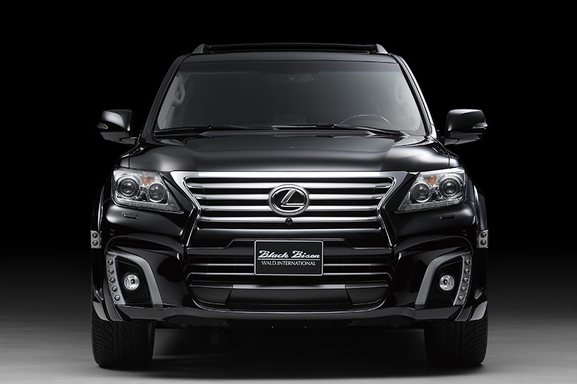 Wald Brings Facelifted Lexus LX Into the Dark Side | Carscoops