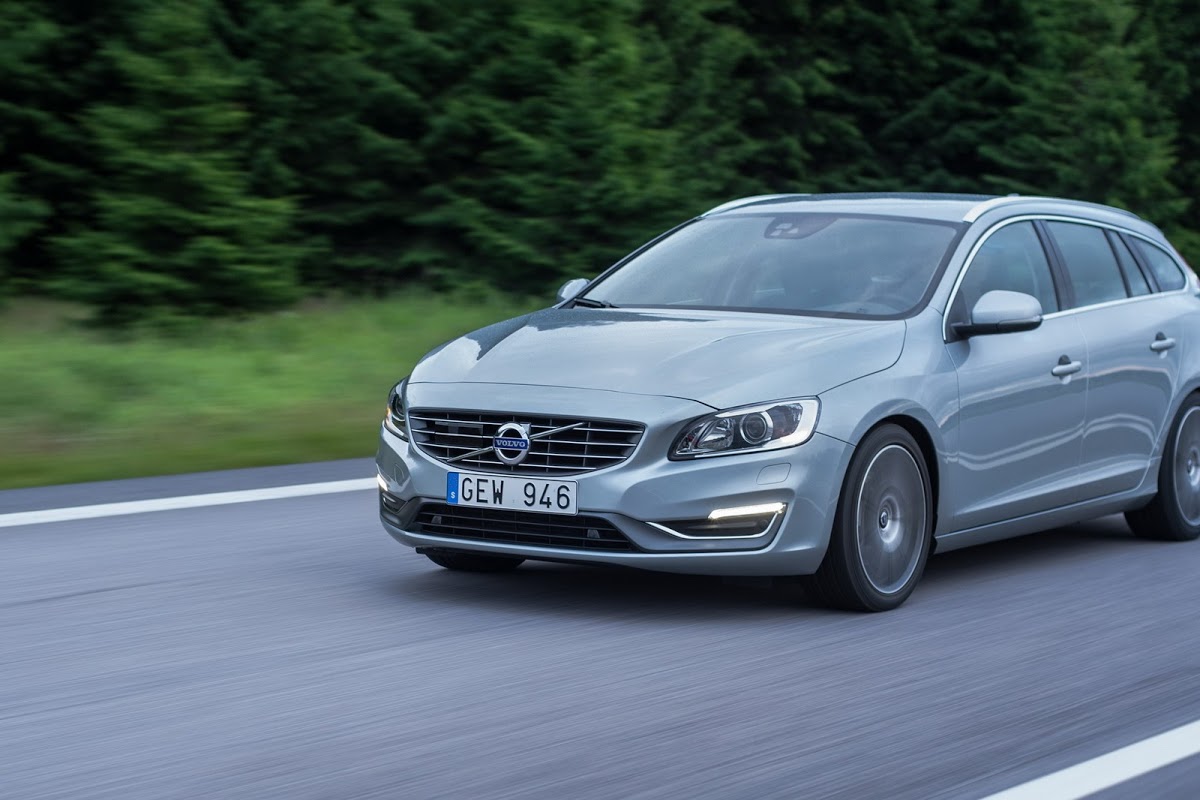 Volvo Announces New Low Emission 181HP D4 Diesel and 306HP 2.0L Inline ...
