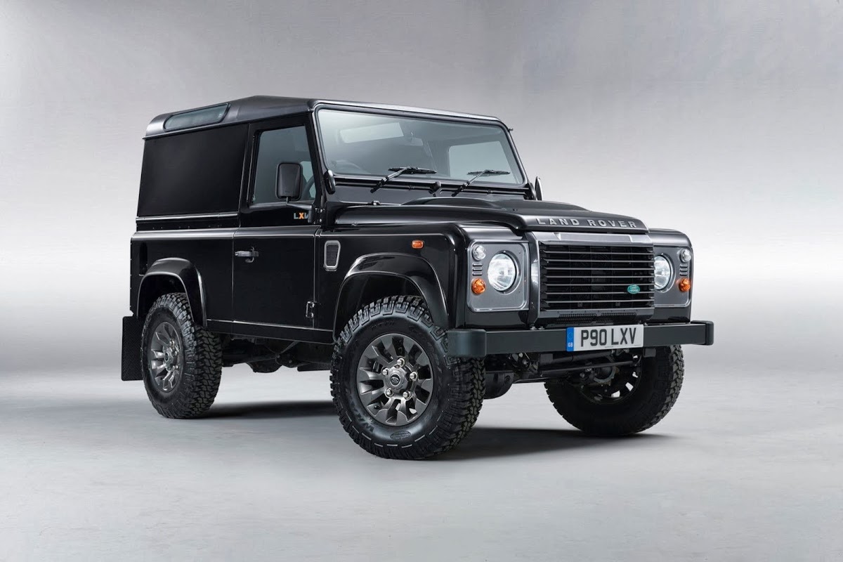 Farewell to a Legend: Land Rover Defender Will Be Axed by Mid-Decade ...