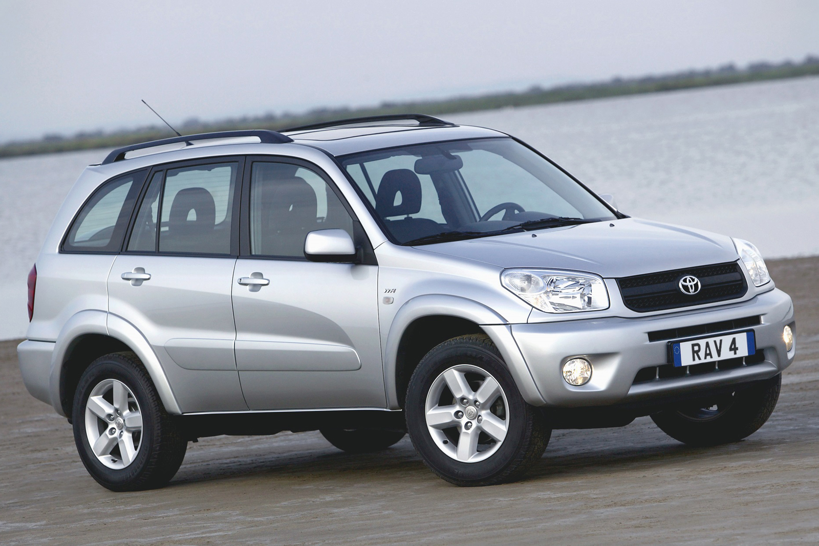 20 Years of Toyota's Ground Breaking RAV4 Compact SUV | Carscoops