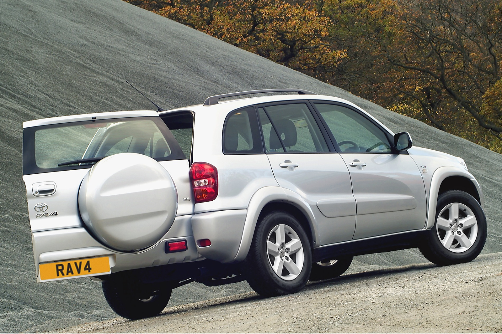 20 Years of Toyota's Ground Breaking RAV4 Compact SUV | Carscoops