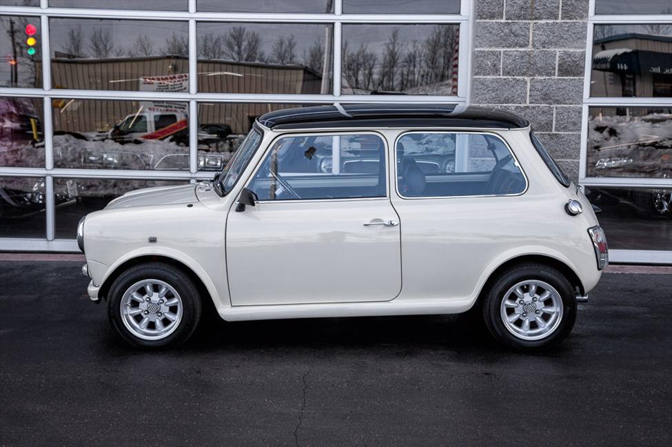 One Very Expensive Classic Mini in Mint Condition Surfaces on eBay ...