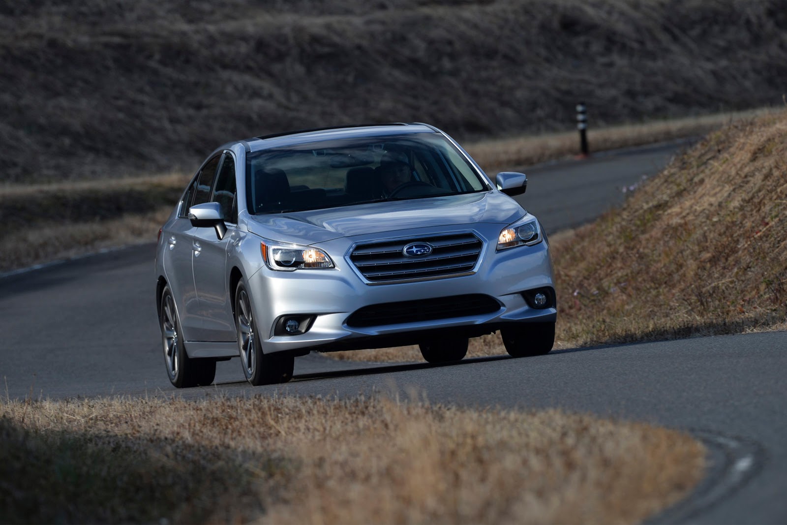 New 2015 Subaru Legacy in All its Official and Detailed Glory [61 ...