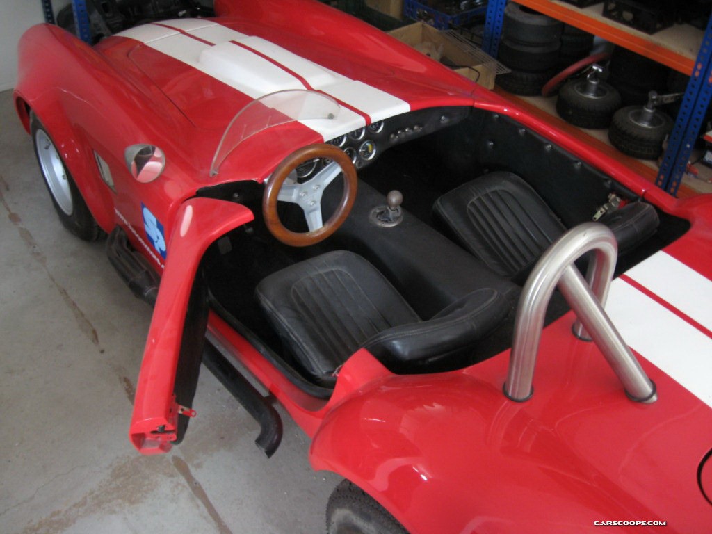 Dad Creates Awesome Shelby Cobra Toy Car with Mini 7HP Engine for His ...