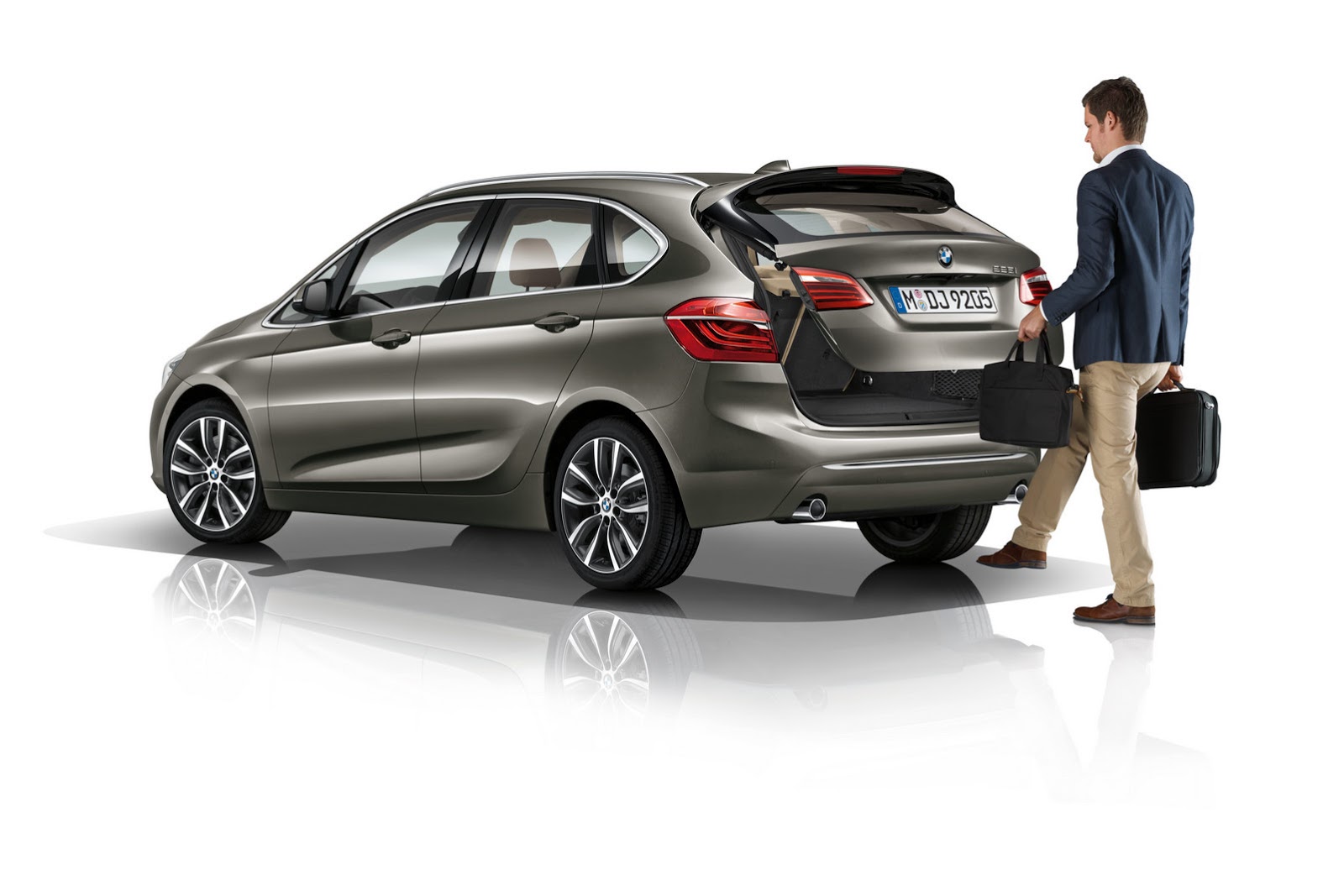 New 2-Series Active Tourer is BMW’s First Minivan and FWD Model [74 ...