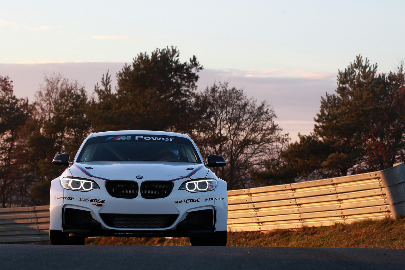 BMW Motorsport Shows How it Builds and Tests the M235i Racing [Video ...