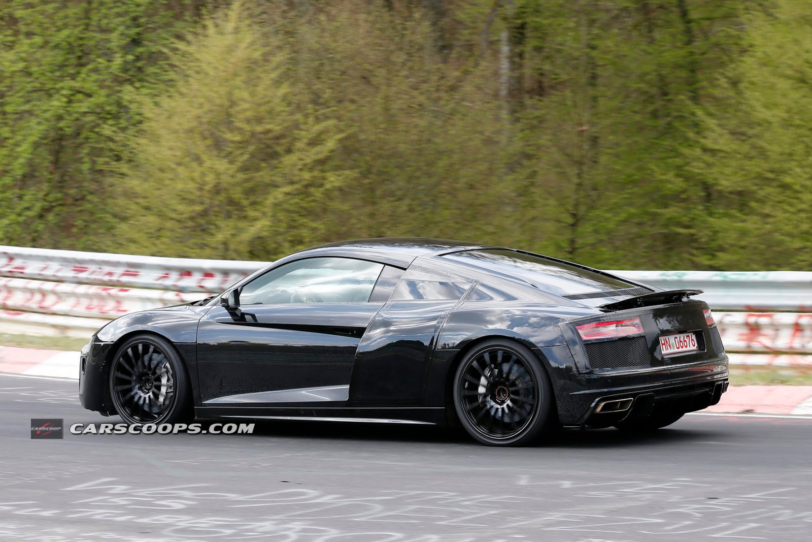 Scoop: New Audi R8 Shakes Off Most of its Camouflage on the 'Ring ...