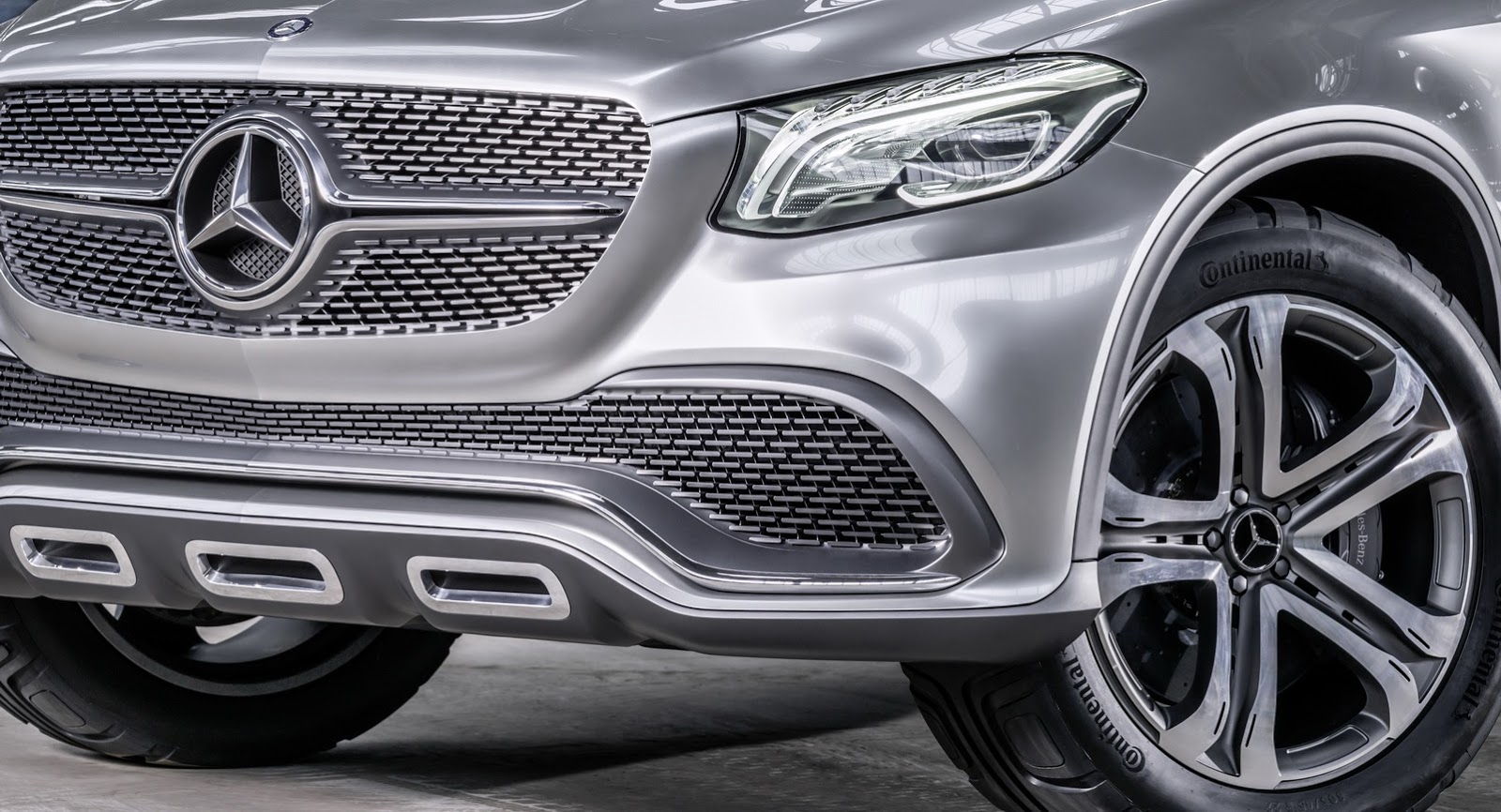 Just How Similar is Mercedes' Concept Coupe SUV to the BMW X6? | Carscoops