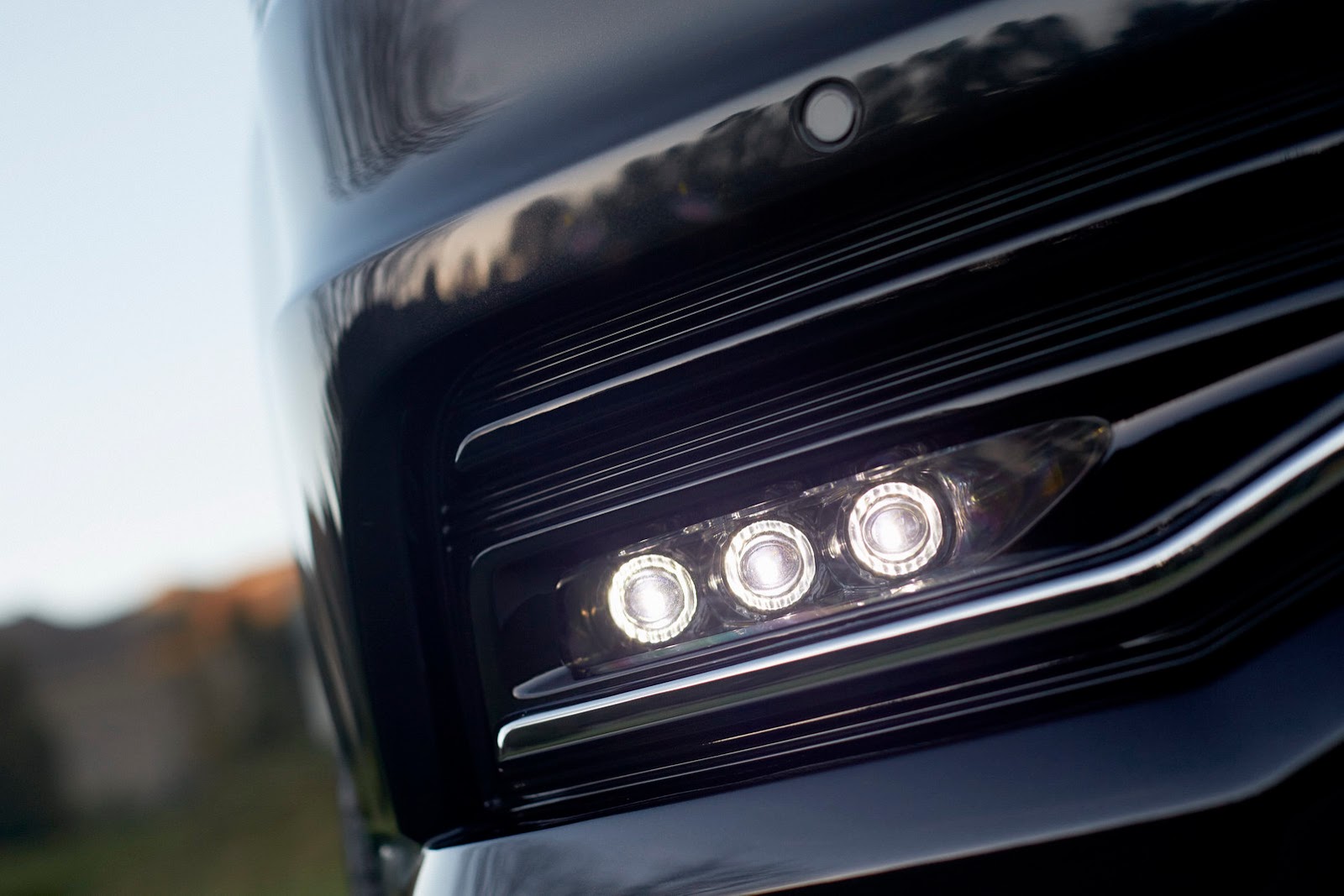 Refreshed 2015 Lincoln Navigator Starts at $62,475 | Carscoops