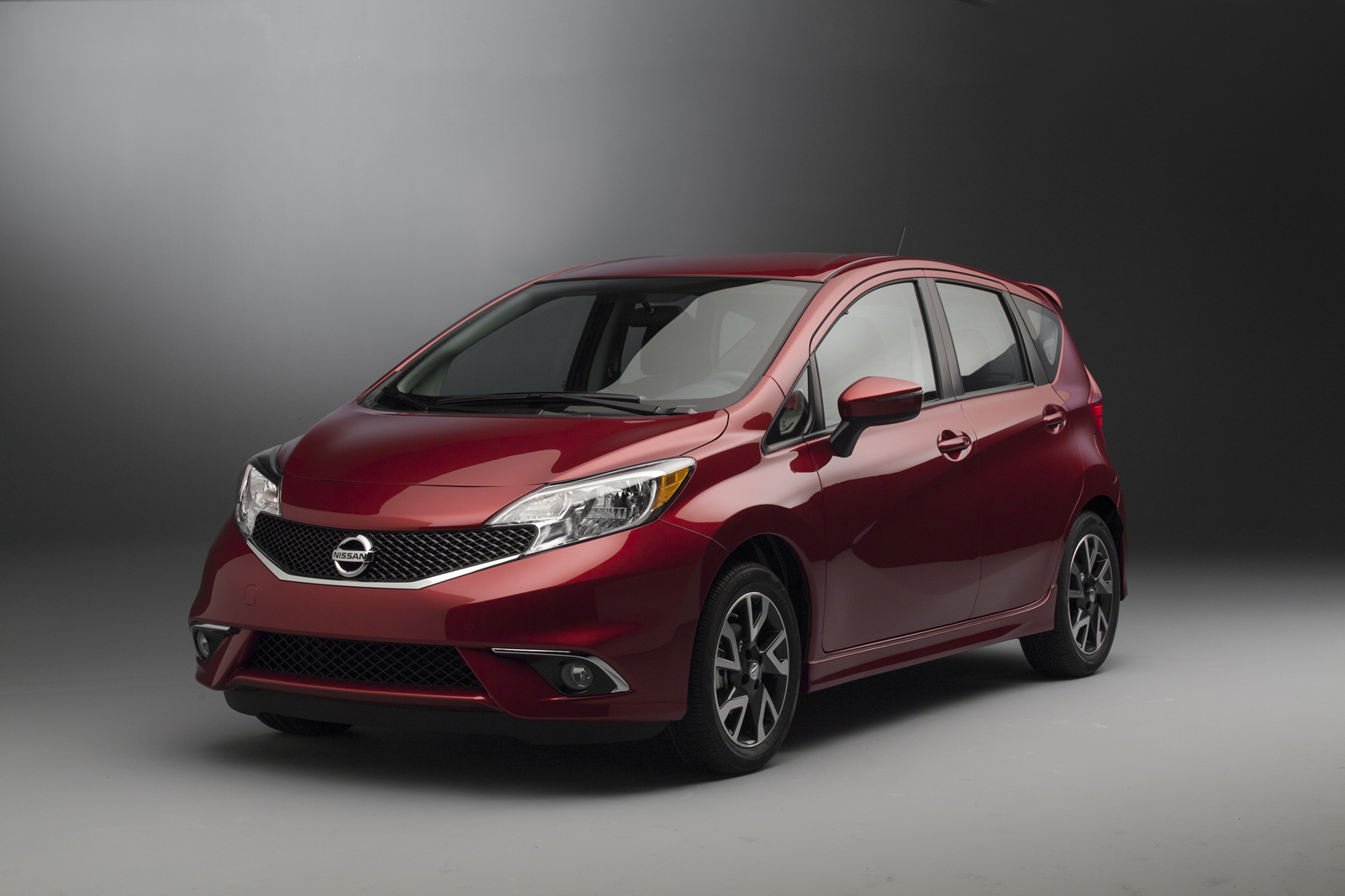 2015 Nissan Versa Note Priced from $14,180* in the U.S. | Carscoops