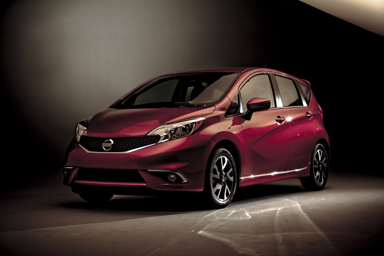 2015 Nissan Versa Note Priced from $14,180* in the U.S. | Carscoops