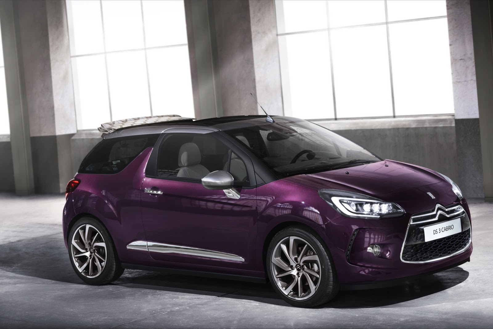 Citroën DS 3 Gets New Xenon LED Headlights, New Engines for its First ...