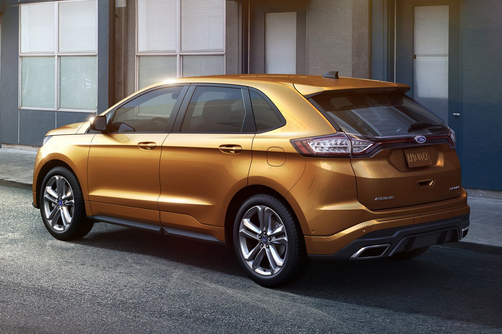 2015 Ford Edge Gets Better Looks and More Tech for its Journey Around ...