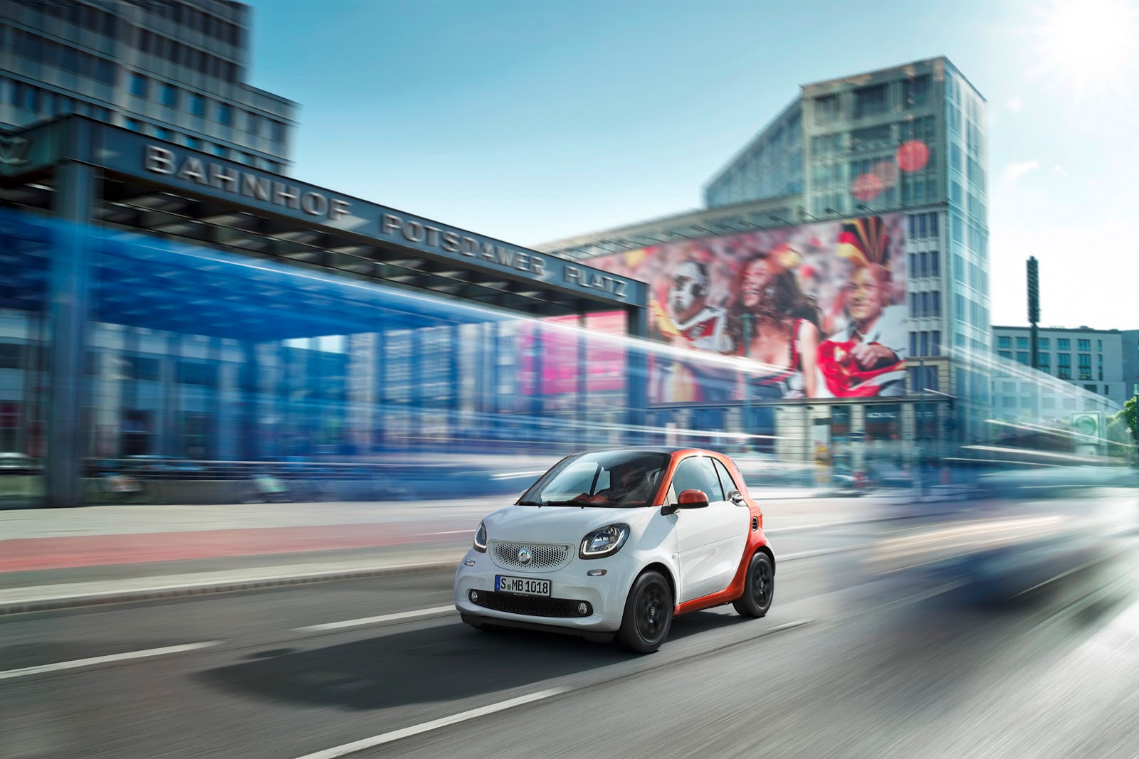 Smart's All-New 2015 ForTwo and ForFour Officially Revealed [92 Pics ...