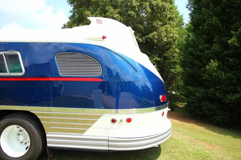 1957 Flxible Starliner is Not an RV; It’s Your $235k Ticket for an Art ...
