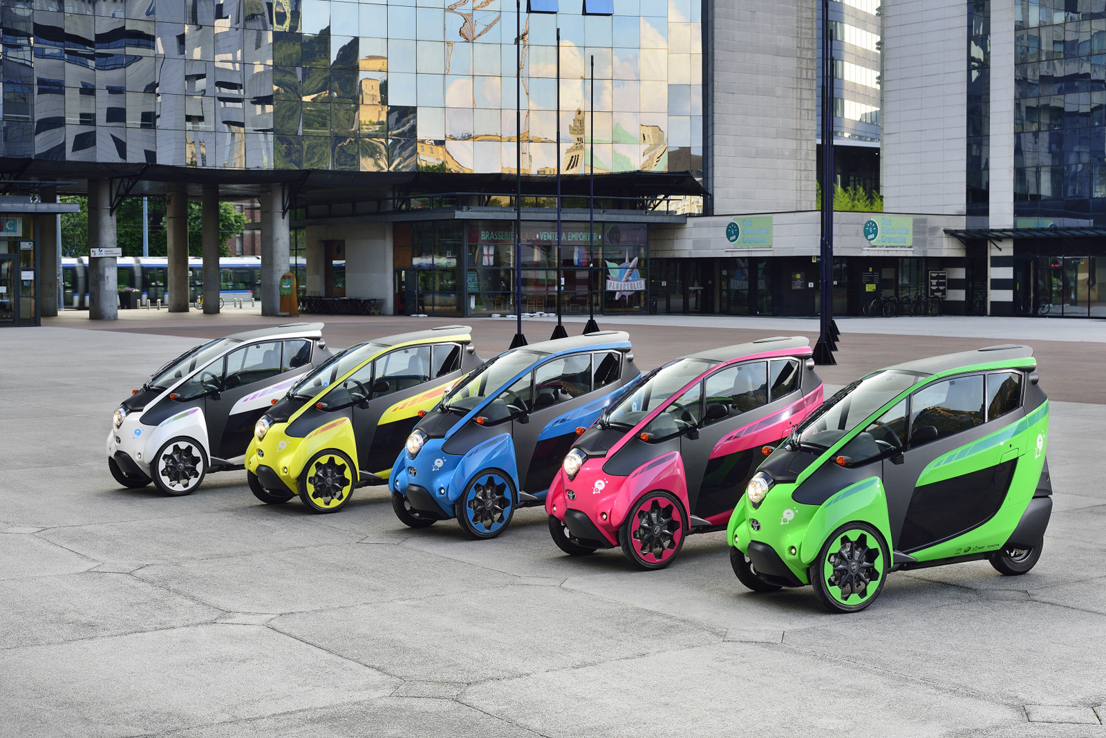 Toyota Electrifies French City with the World’s Largest Fleet of i-Road ...