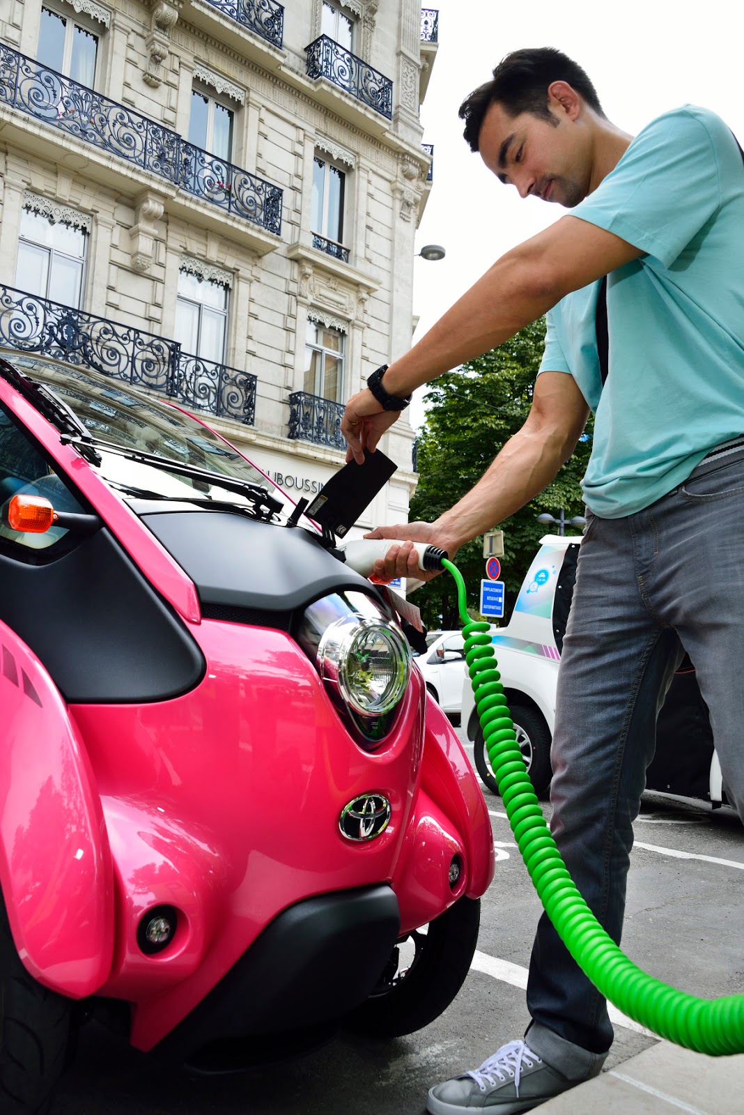 Toyota Electrifies French City with the World’s Largest Fleet of i-Road ...