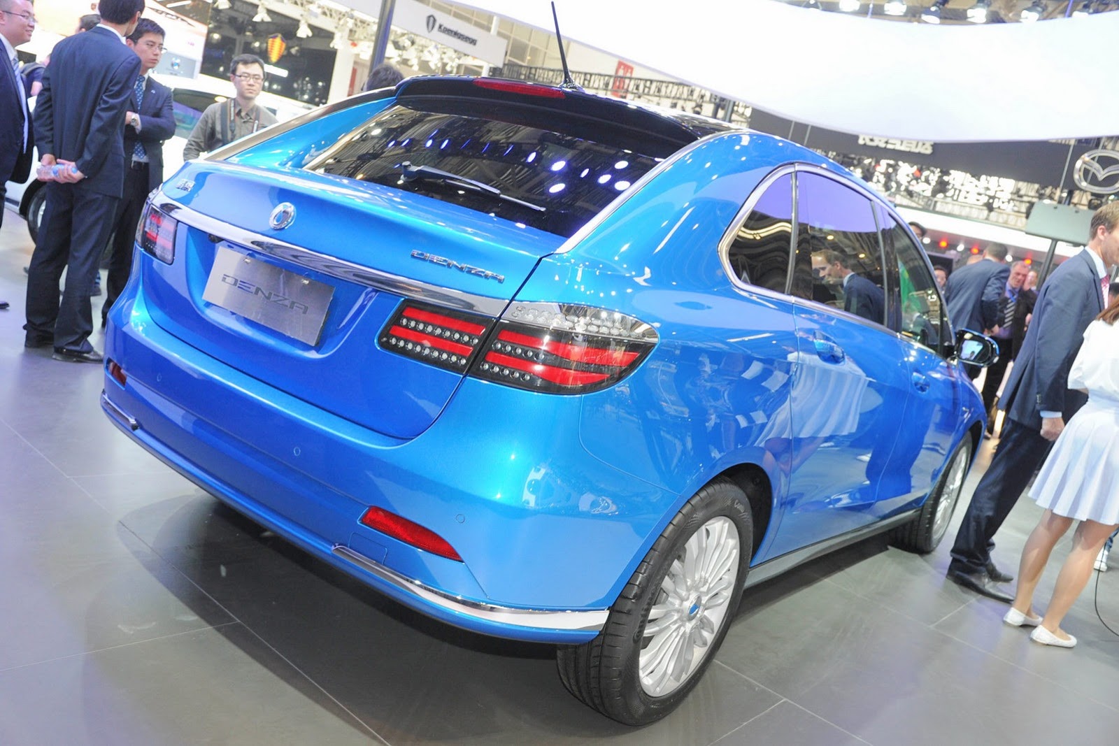 Daimler’s Rolls Out New Denza EV in China from $58,900 / €45,700 ...