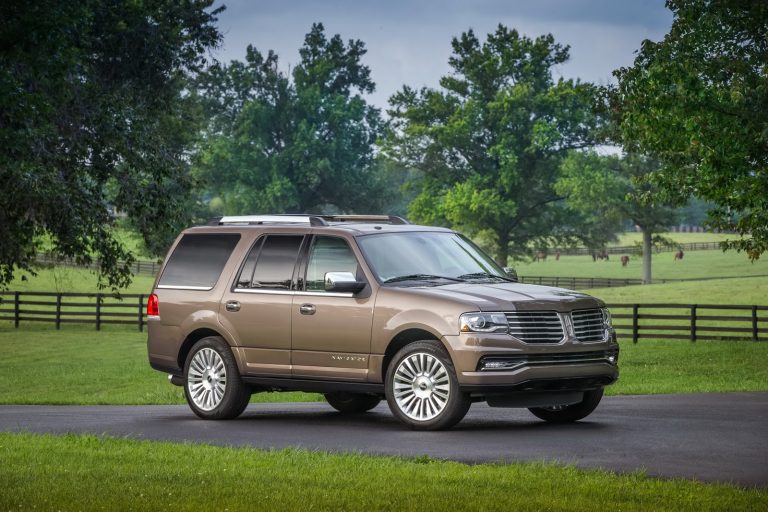 Care for New Pics, Videos and MPG Figures of 2015 Lincoln Navigator ...