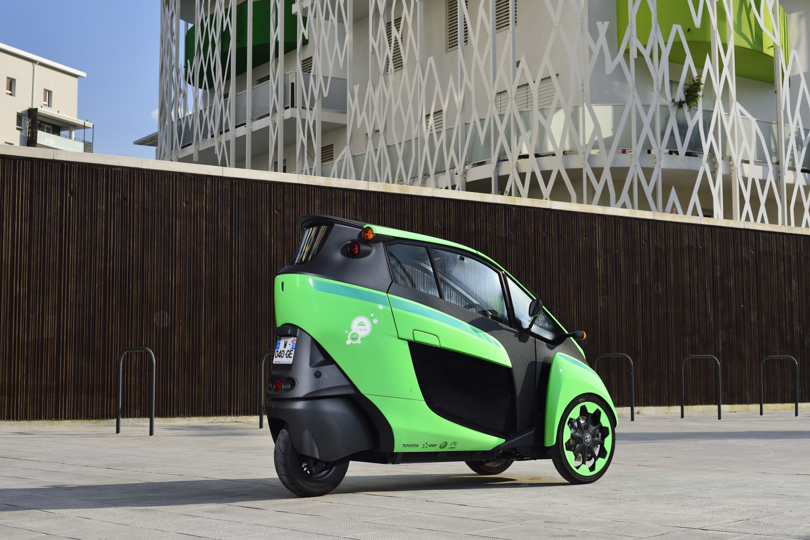 Toyota Electrifies French City with the World’s Largest Fleet of i-Road ...