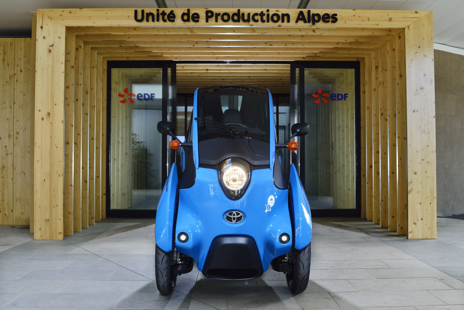 Toyota Electrifies French City with the World’s Largest Fleet of i-Road ...