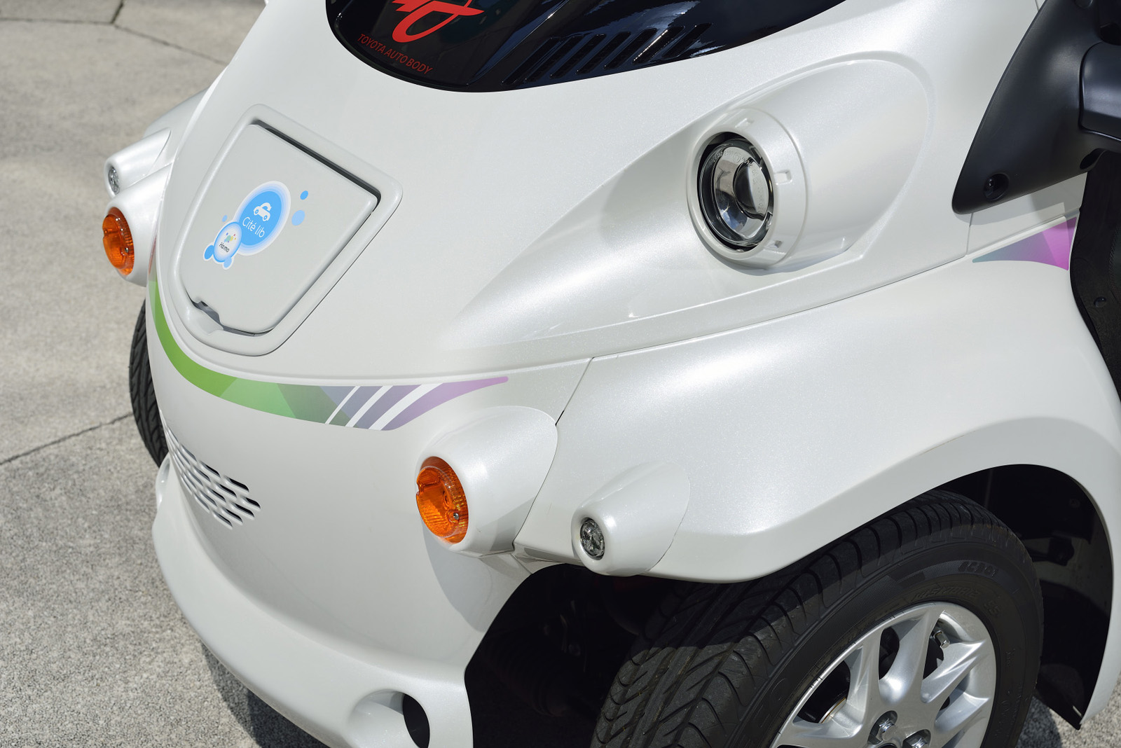 Toyota Electrifies French City with the World’s Largest Fleet of i-Road ...
