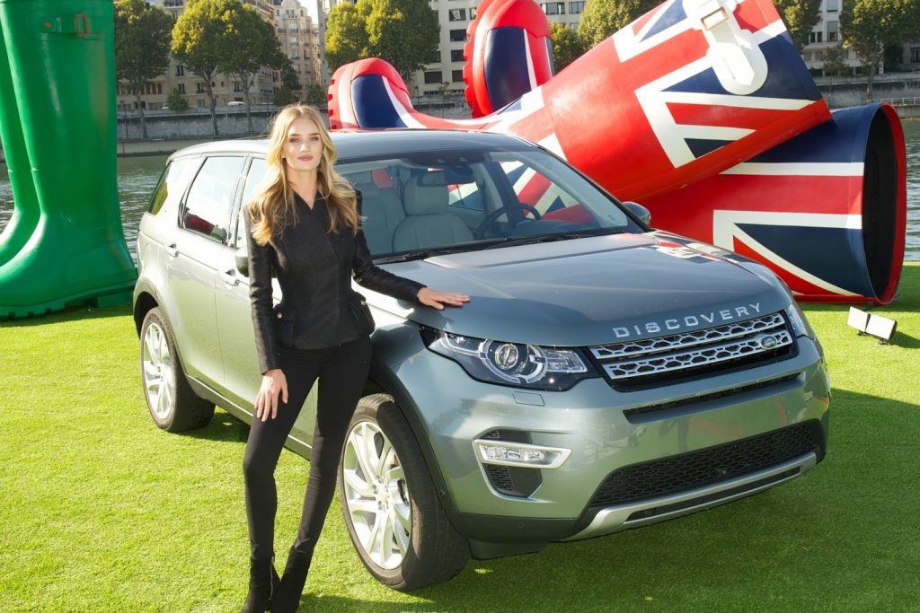 Large Barge Brings New Land Rover Discovery Sport to Paris | Carscoops