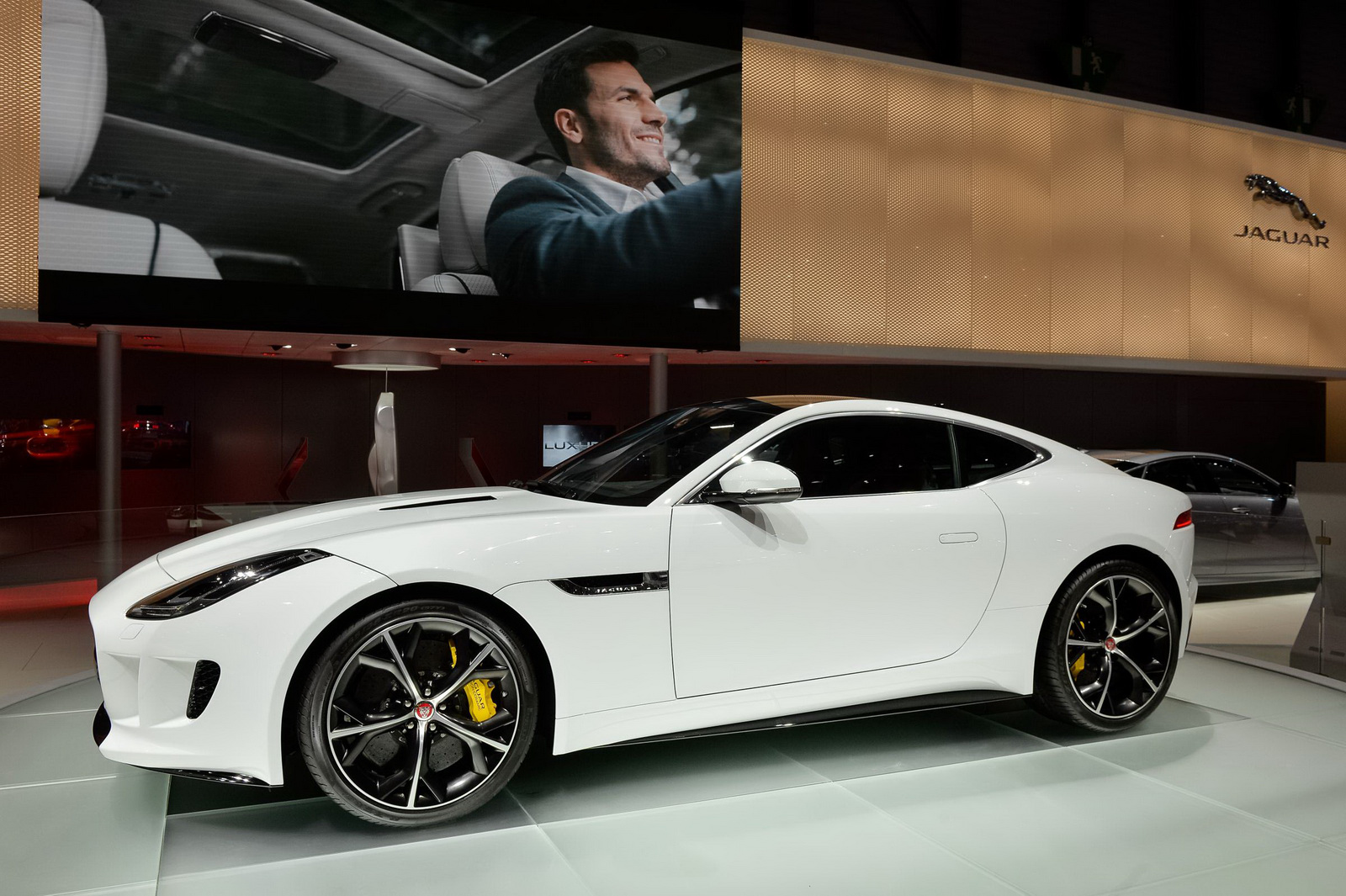 Jaguar Expected to Unveil AWD F-Type at LA Auto Show | Carscoops