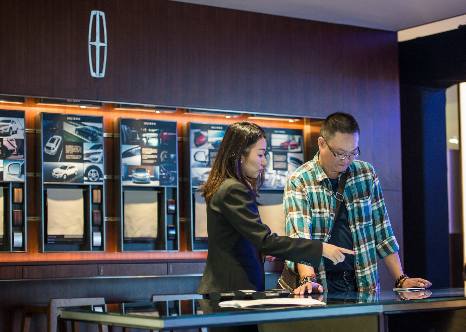 Lincoln’s Chinese Stores Don’t Look Half Bad [w/Video] | Carscoops