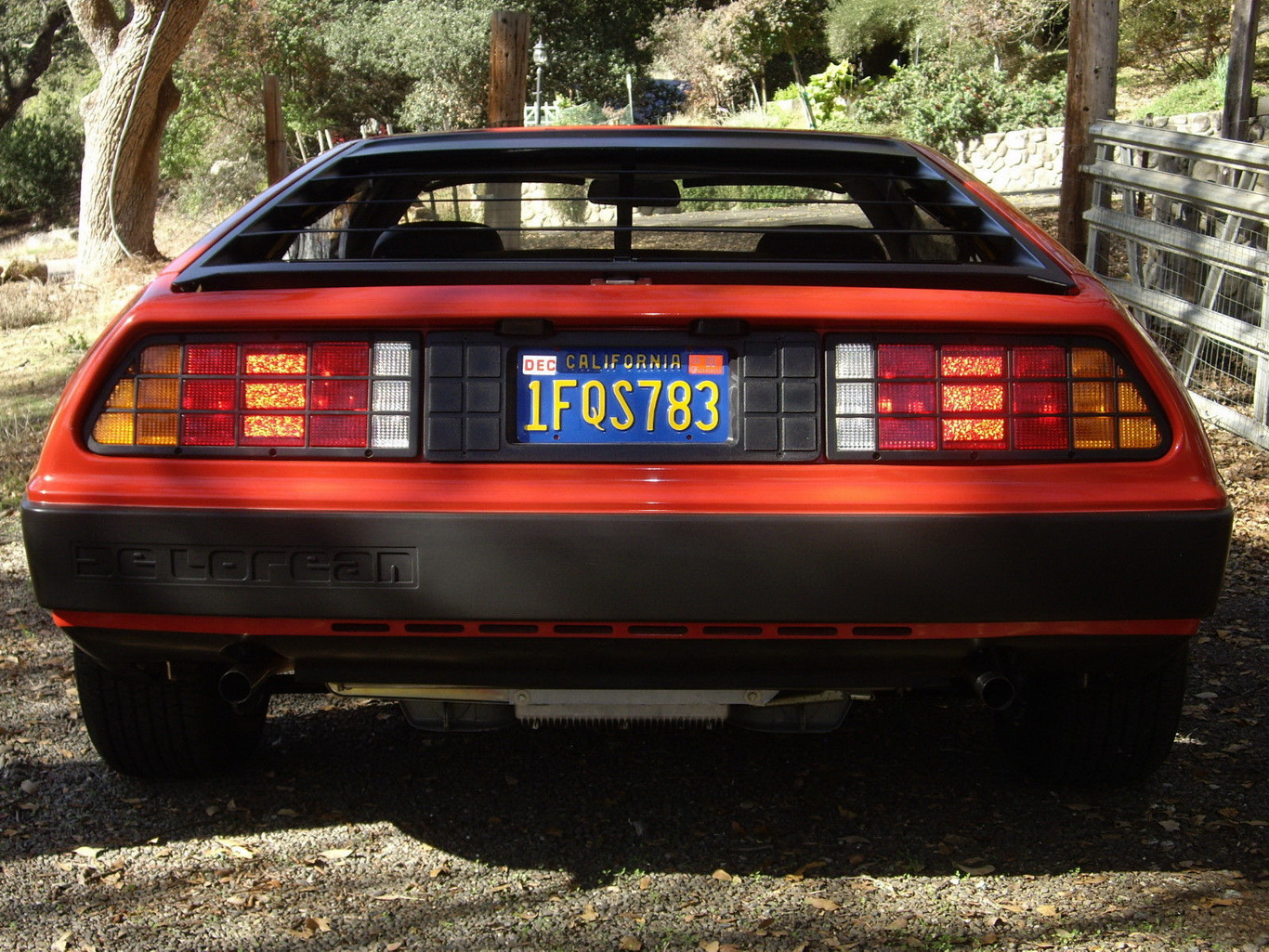 This Red DeLorean With 981 Miles on the Clock is in Mint Condition ...