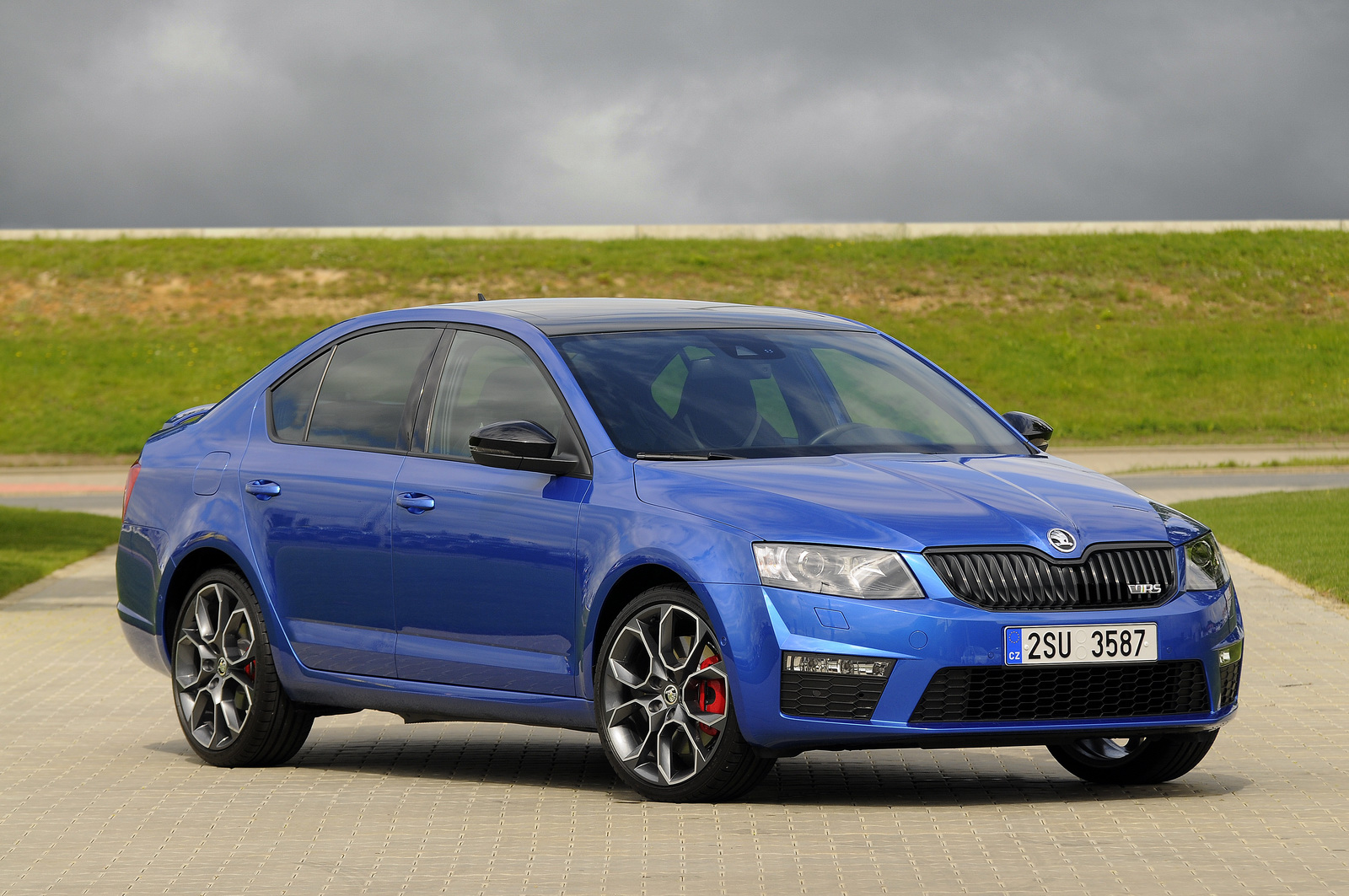 Skoda Builds 500,000th Third-Generation Octavia Less than Two Years ...