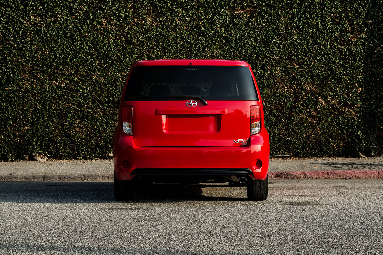 Scion xB’s Only Addition for 2015 Is a Standard Rearview Camera | Carscoops