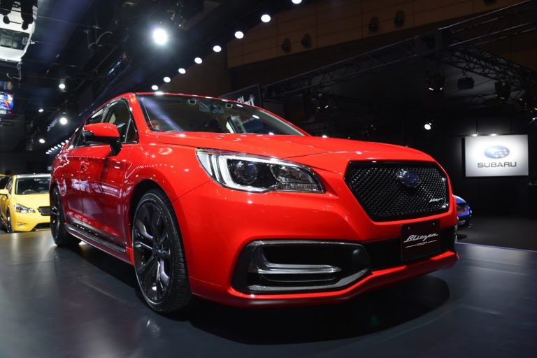 Subaru Warms Up Legacy B4 Blitzen Concept for Tokyo Auto Salon [w/Video ...
