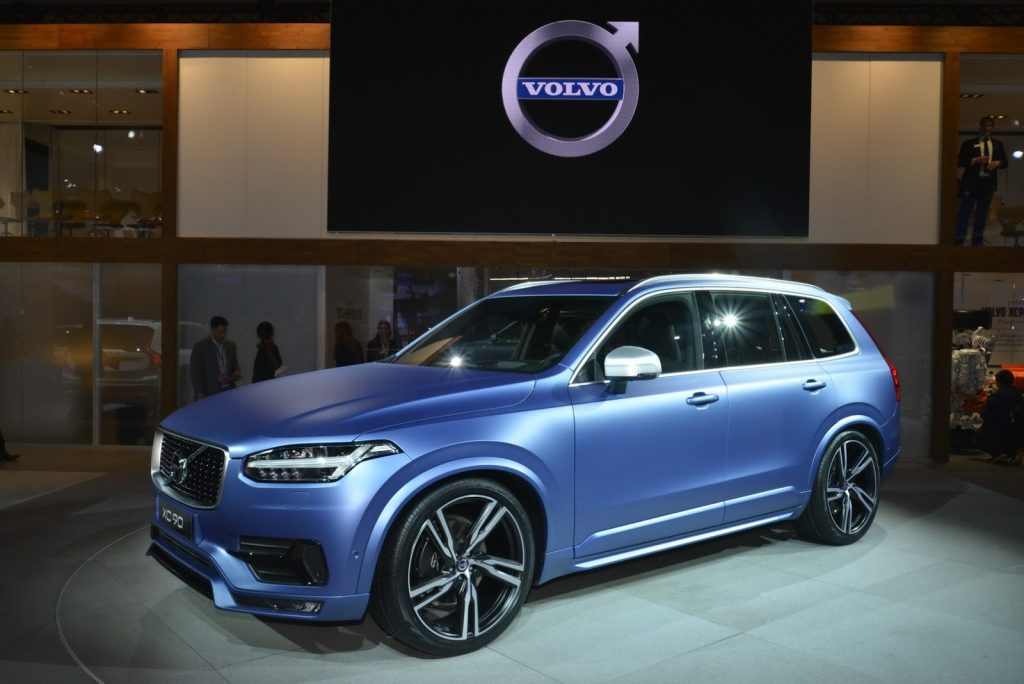 Volvo’s 2016 XC90 R-Design Makes North American Debut in a Cool Matte ...
