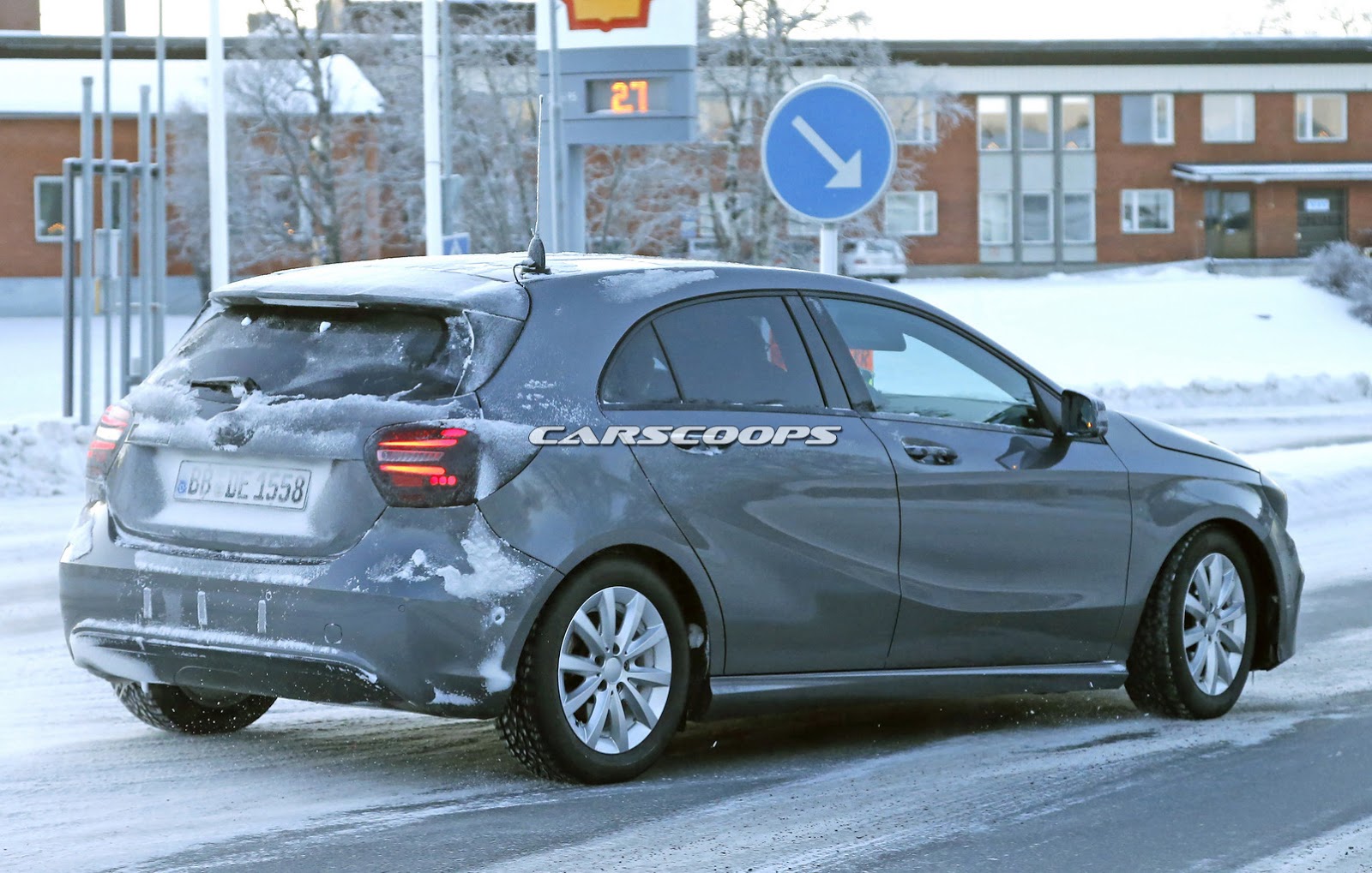 Mercedes-Benz Rolls Out 2016 A-Class Facelift Prototype | Carscoops