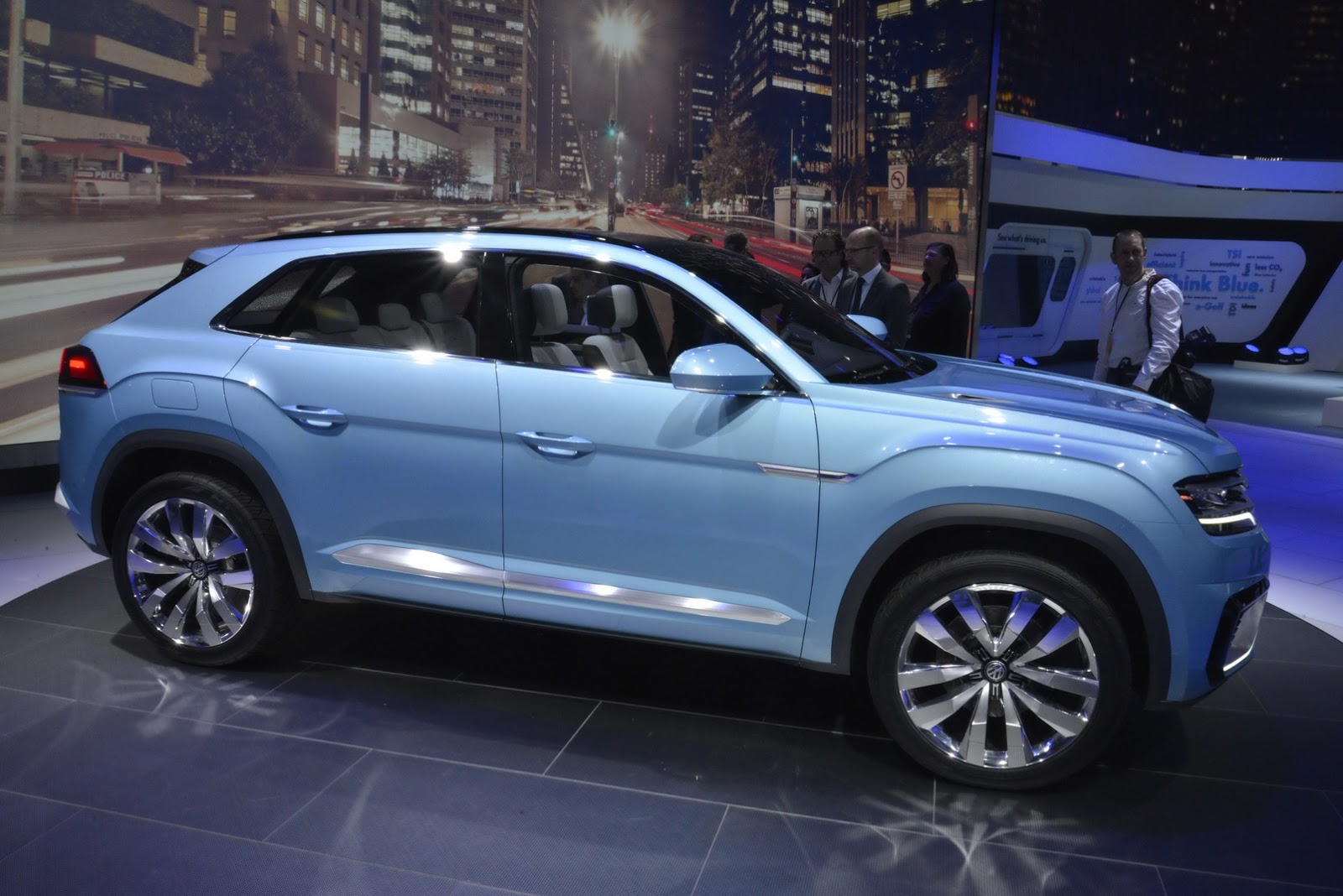 VW's New Cross Coupe GTE Rolls Into Detroit | Carscoops
