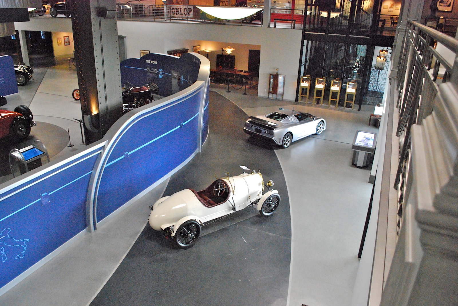 We Visit Mullin’s Auto Museum And Take A Picturesque Look Into The Art ...