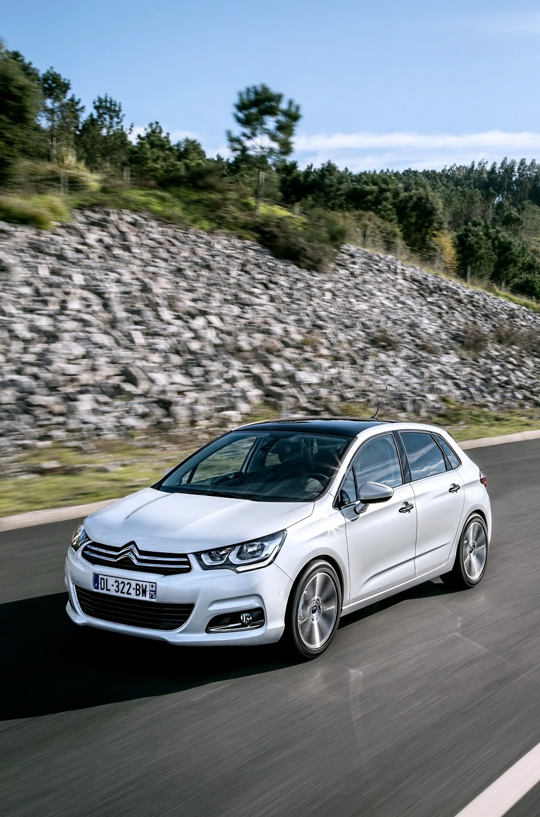 Refreshed Citroen C4 Now Available To Order in the UK [76 Pics & Video ...