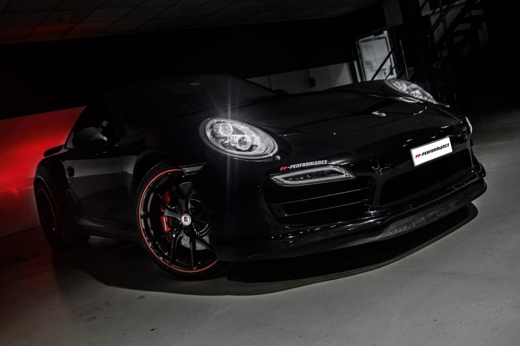 PP Performance-Tuned Porsche 991 Turbo Does 1/4 Mile in 9.9 Sec [w ...