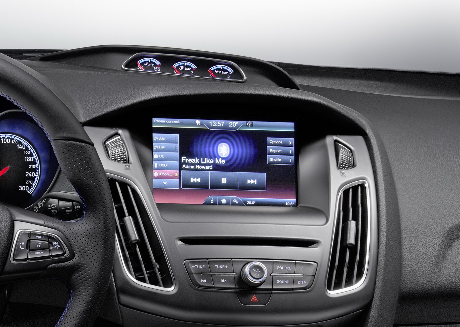 Ford Unleashes All-New, All-Wheel Driven Focus RS with Over 320PS ...