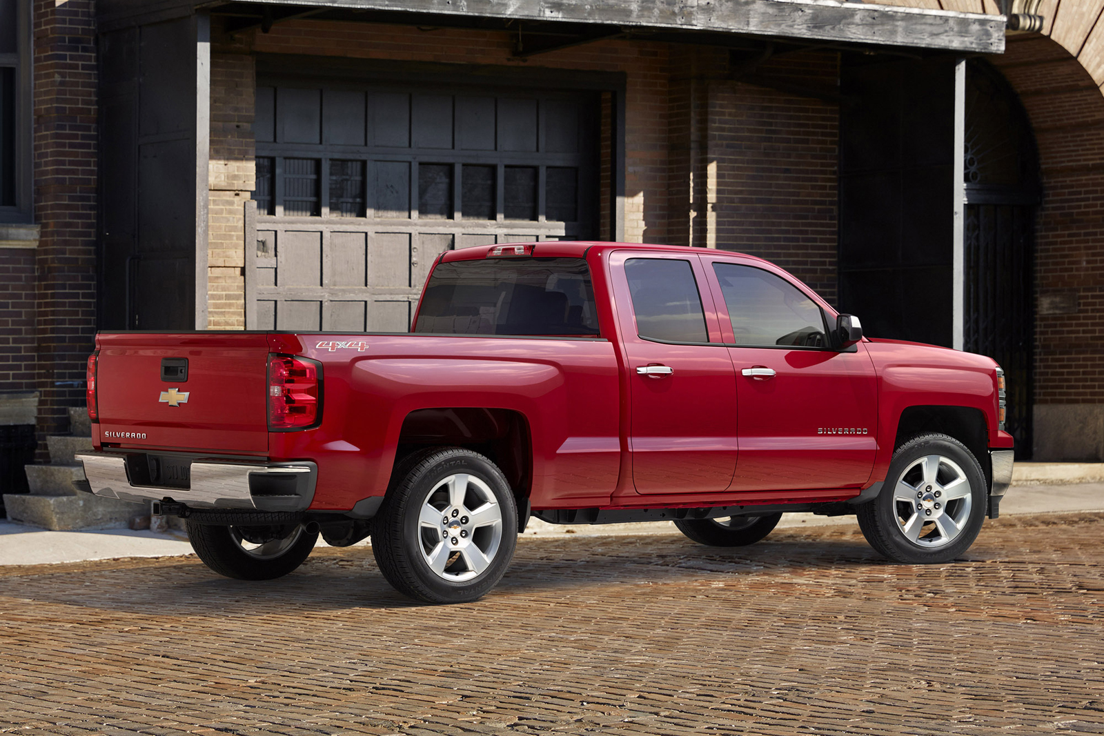 Silverado Custom Is Chevrolet’s Third Special Edition Truck Set to ...