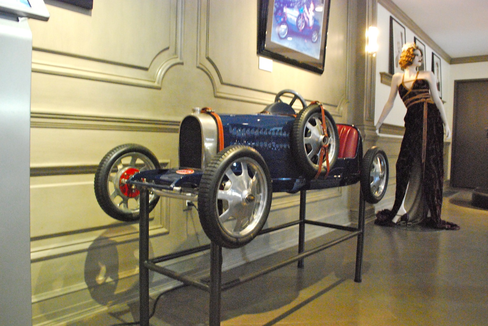 We Visit Mullin’s Auto Museum And Take A Picturesque Look Into The Art ...