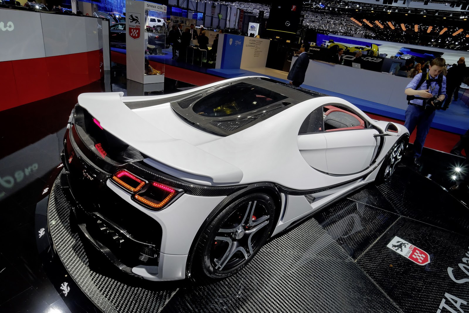 Spain’s Spania GTA Debuts New GTA Spano Chock-Full With Graphene ...