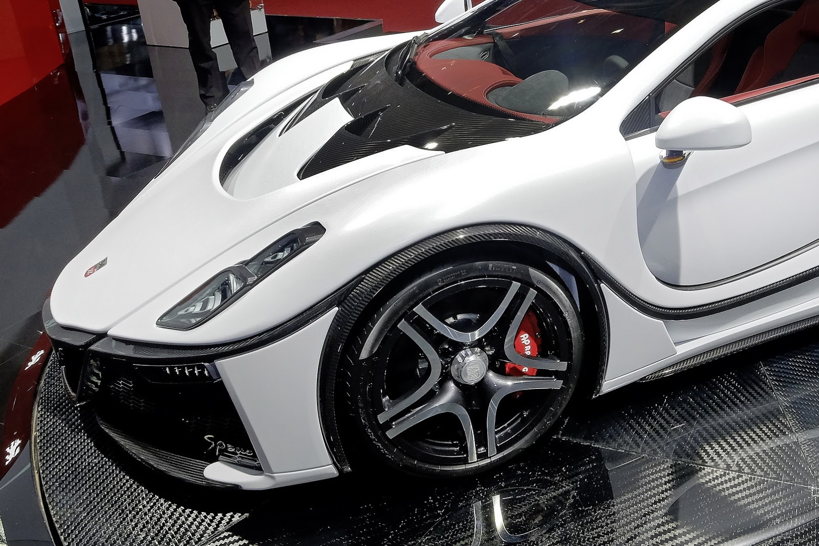 Spain’s Spania GTA Debuts New GTA Spano Chock-Full With Graphene ...