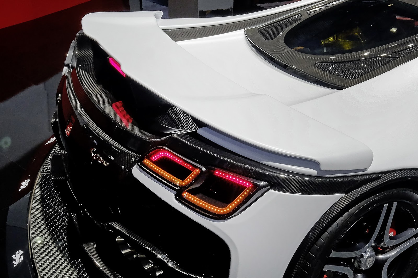 Spain’s Spania GTA Debuts New GTA Spano Chock-Full With Graphene ...