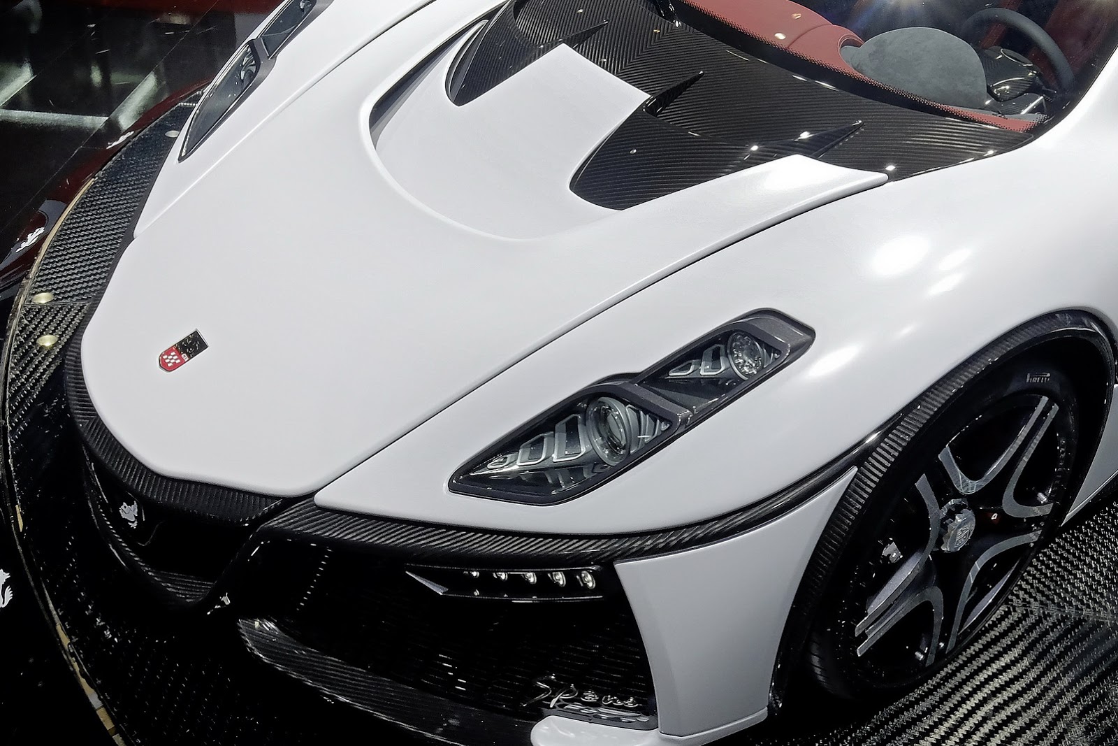 Spain’s Spania GTA Debuts New GTA Spano Chock-Full With Graphene ...